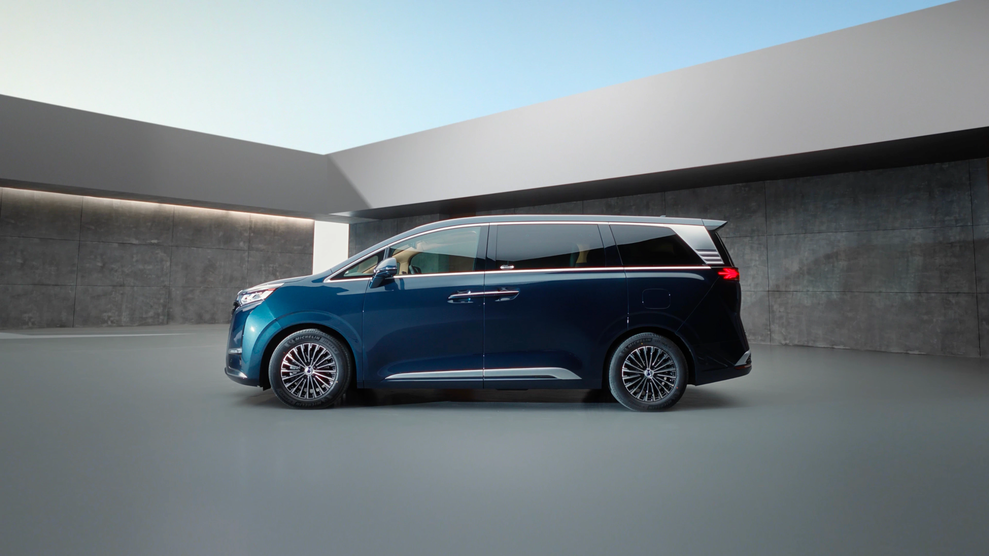 Denza D9: Minivan de lujo inteligente | Denza España